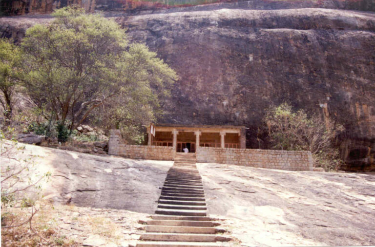 Sittannavasal Rock cut Jain Temple – ecoheritage.cpreec.org